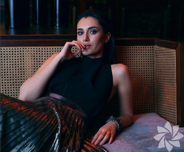 Hande Doğandemir kimdir? | Yenimedya