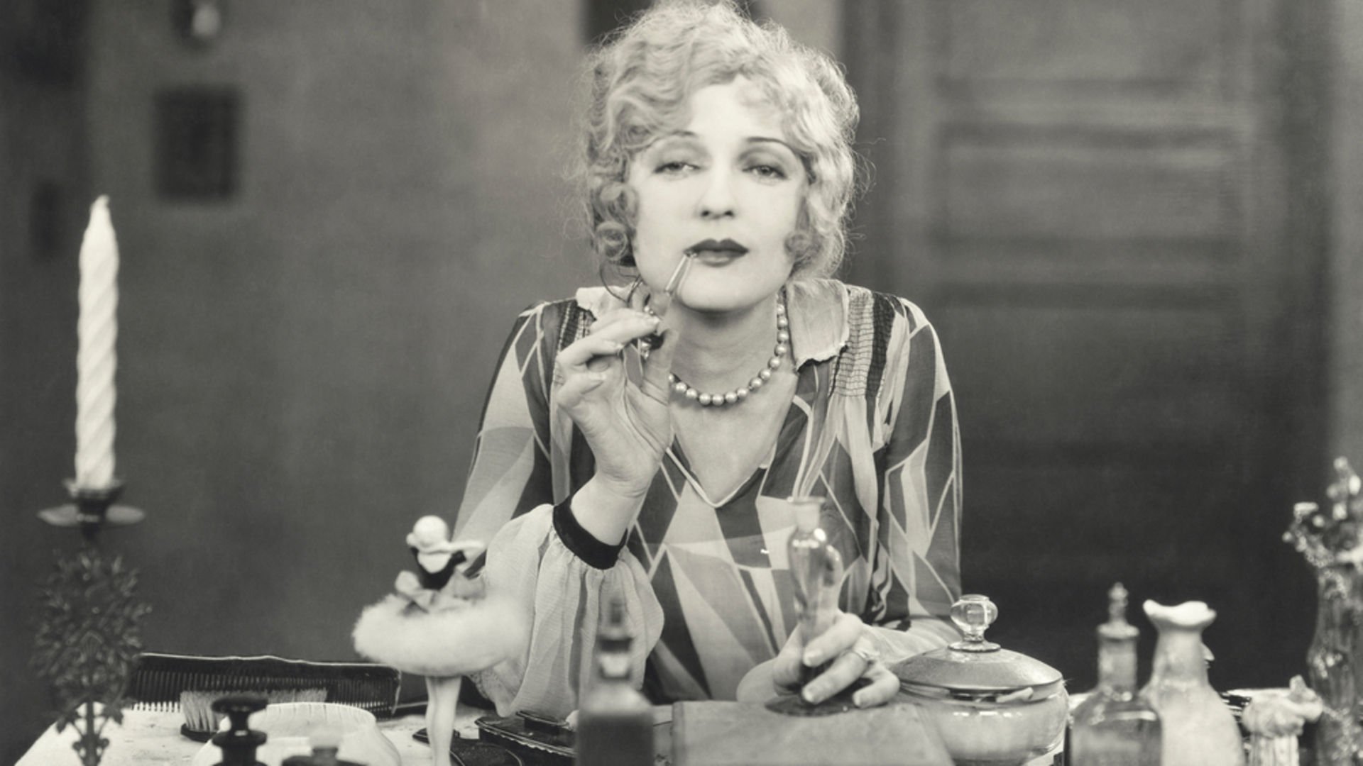 Dönem makyajları: 1950’li yıllarda makyaj | Güzellik