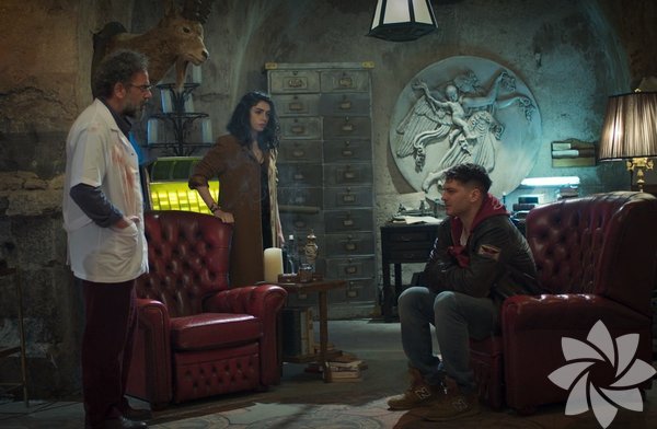 The Protector - Hakan: Muhafız dizisinin konusu nedir? | Yaşam