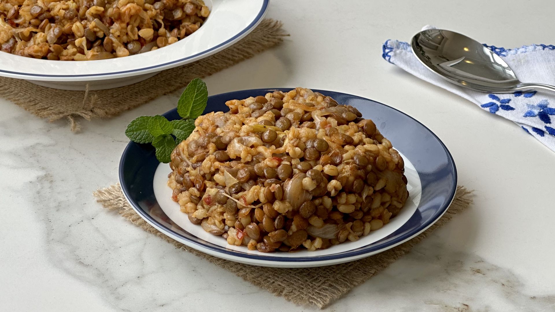 Soğanlı yeşil mercimekli bulgur pilavı | Yaşam