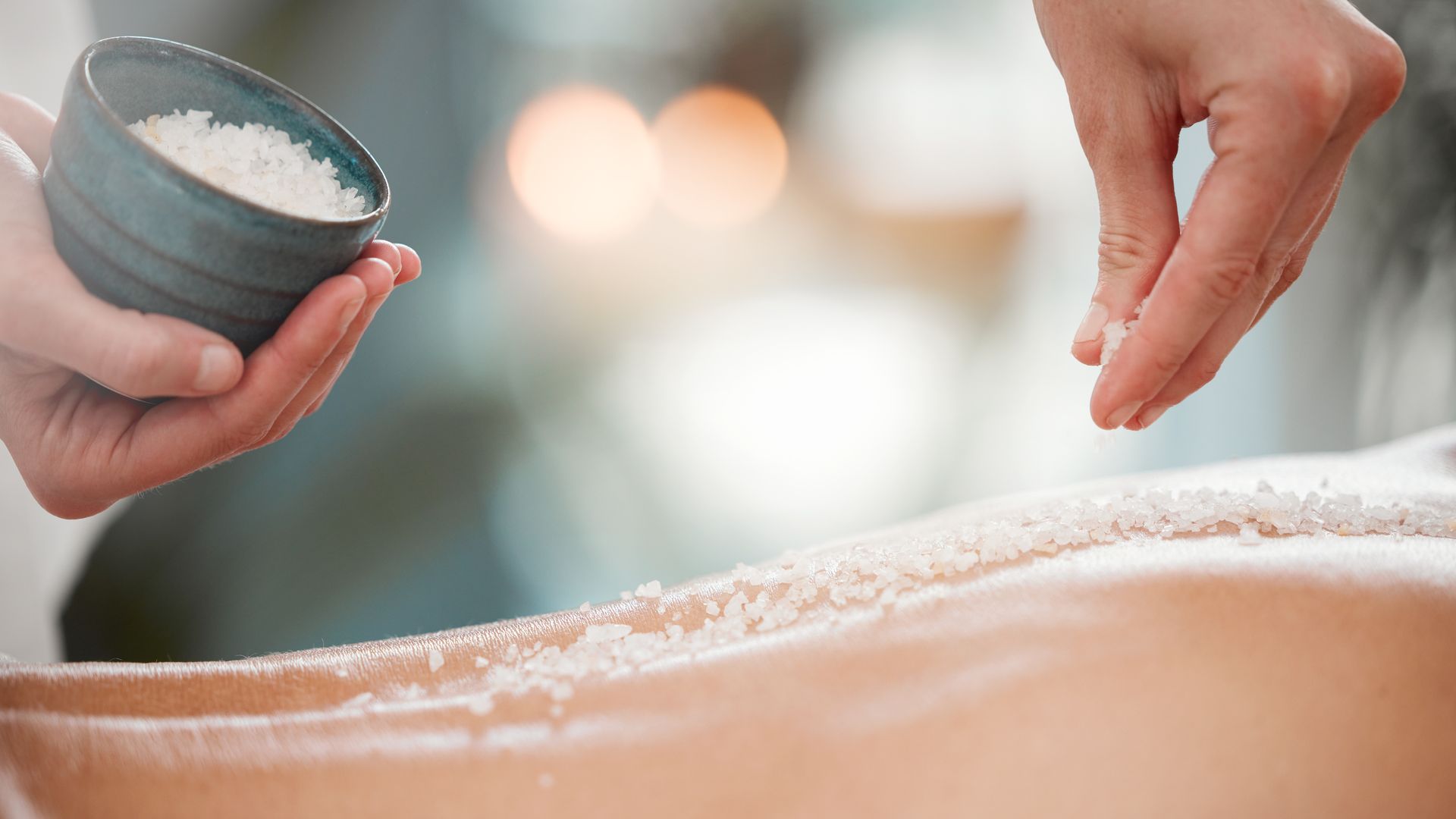 Vücut Peelingi (Body Scrub) nedir ve nasıl kullanılır? | Güzellik